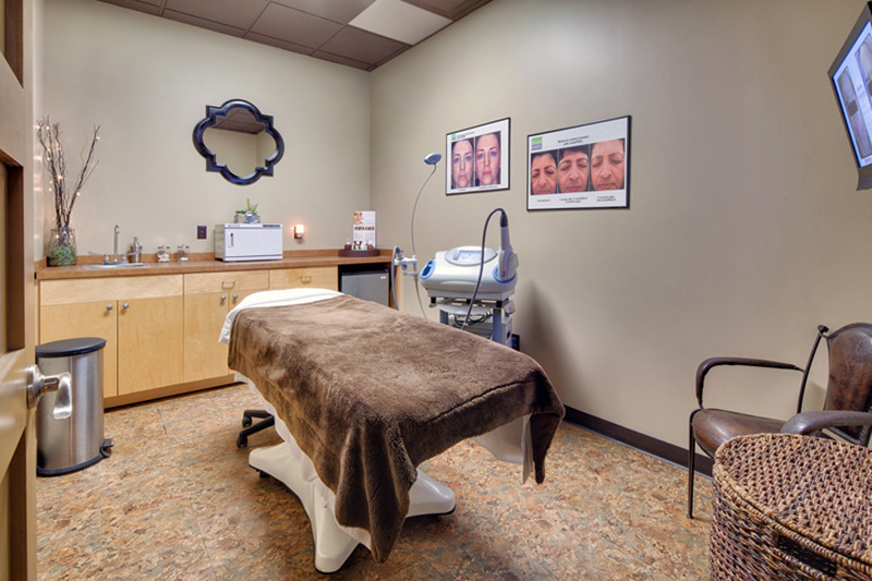 Rajeunir Medical Spa – The Village at Briarcliff